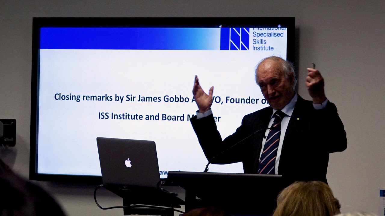 Sir James Gobbo, una vita a servizio della comunità italiana in ...