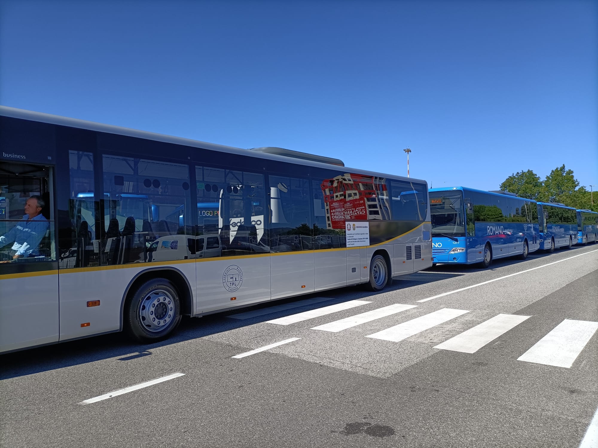 Dal Pollino allo Stretto i nuovi autobus di Calabria straordinaria ...