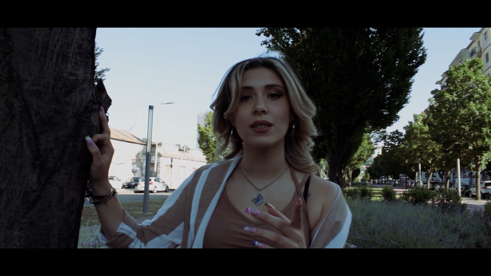 “Niente vale”, il nuovo inedito di Alessandra Esposito - itCosenza