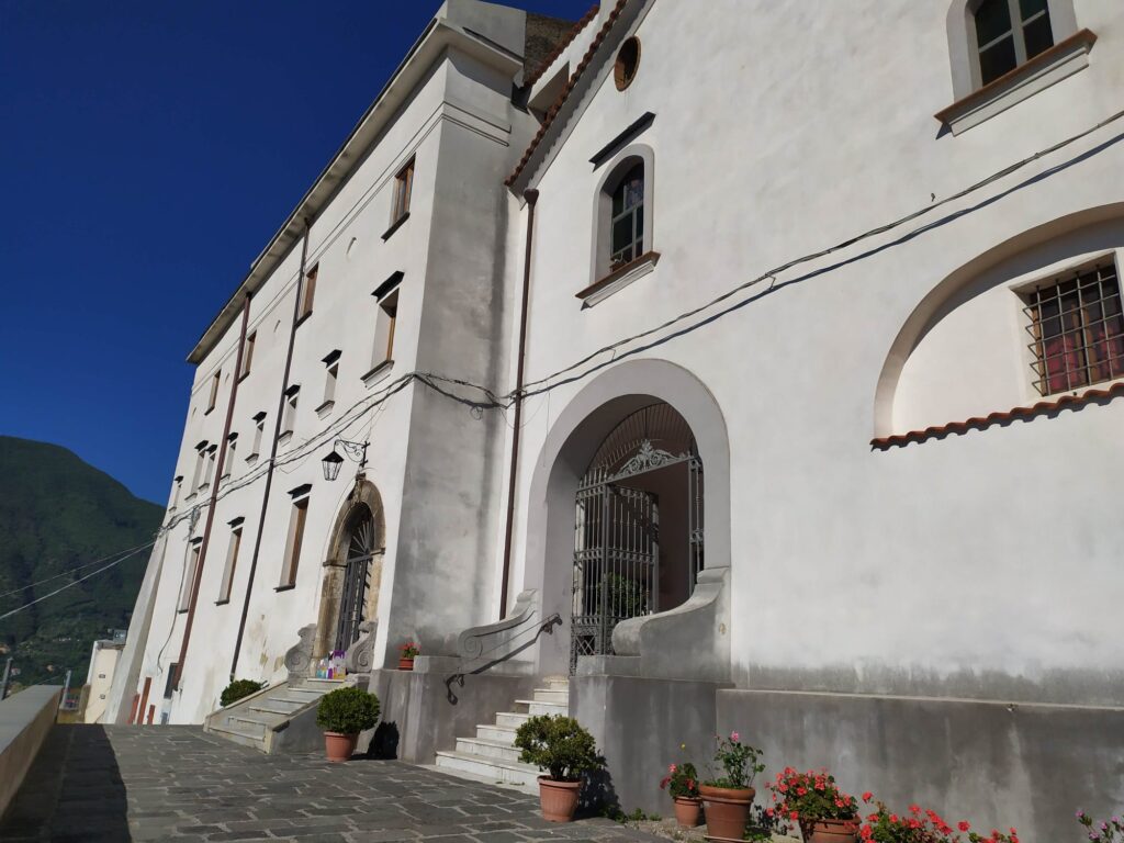 Convento de Sant'Andrea en Nocera Inferiore - italiani.it