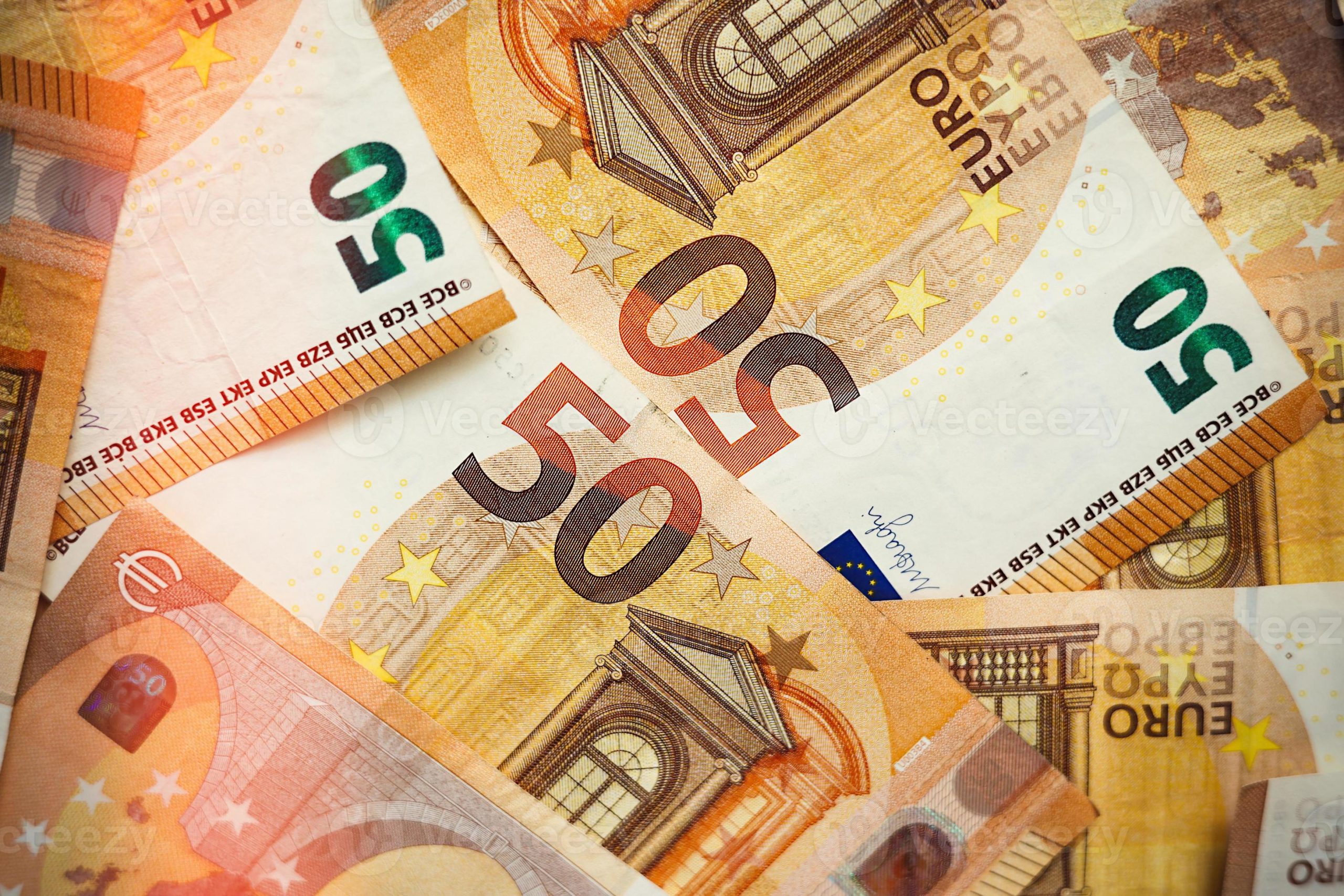Quasi 300 Euro Di Aumento Stipendio E Fino A 10 000 Euro Di Arretrati Quasi 300 Euro Di Aumento Stipendio E Fino A 10 000 Euro Di Arretrati