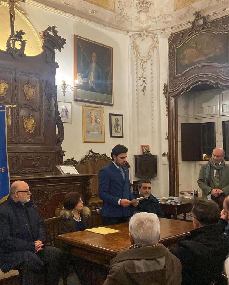 Rotary, assegnato un riconoscimento a Luisa Santoro - italiani.it